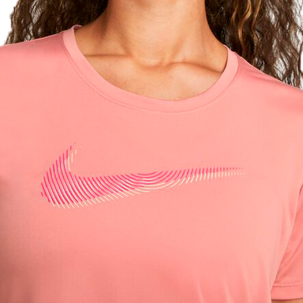 Remera Mujer Nike Swoosh - JJ Deportes